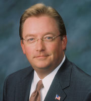 11142006 Dennard Named to New Sales Post for OWA | News | Rug News